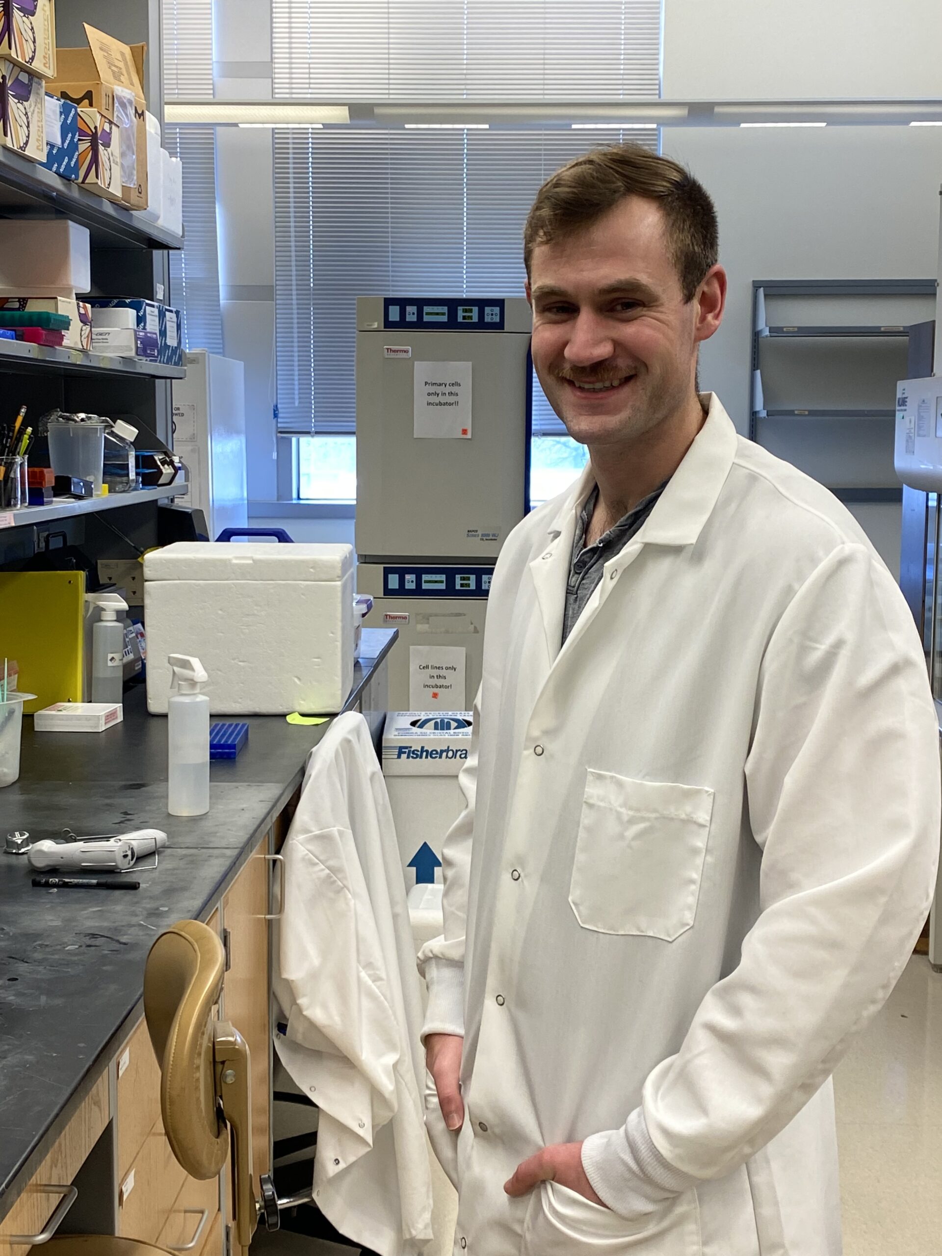 Lab Team – Theriot Microbe Lab